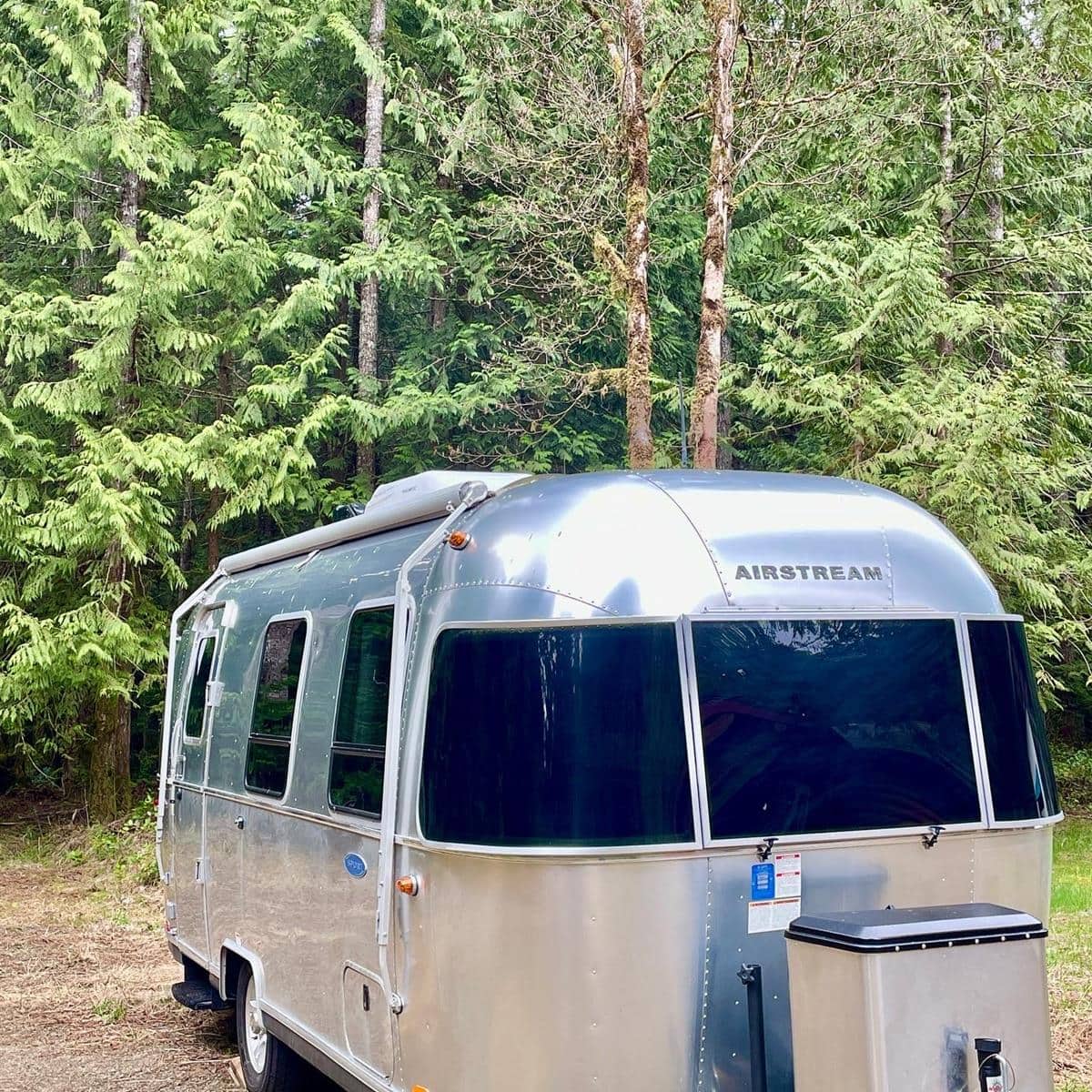 22ft Airstream Bambi Sport 22FB Trailer Rental - RVR Kelowna